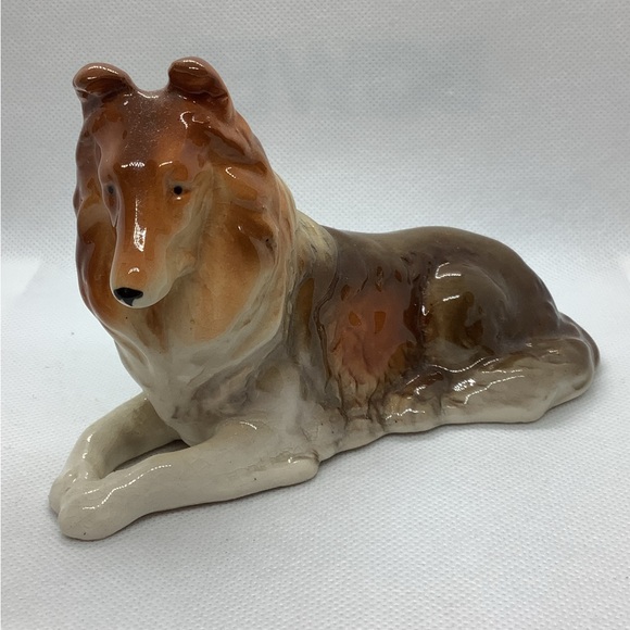 Art | Vintage Ceramic Collie Dog Lassie Laying Down Nippon Yoko Boeki ...